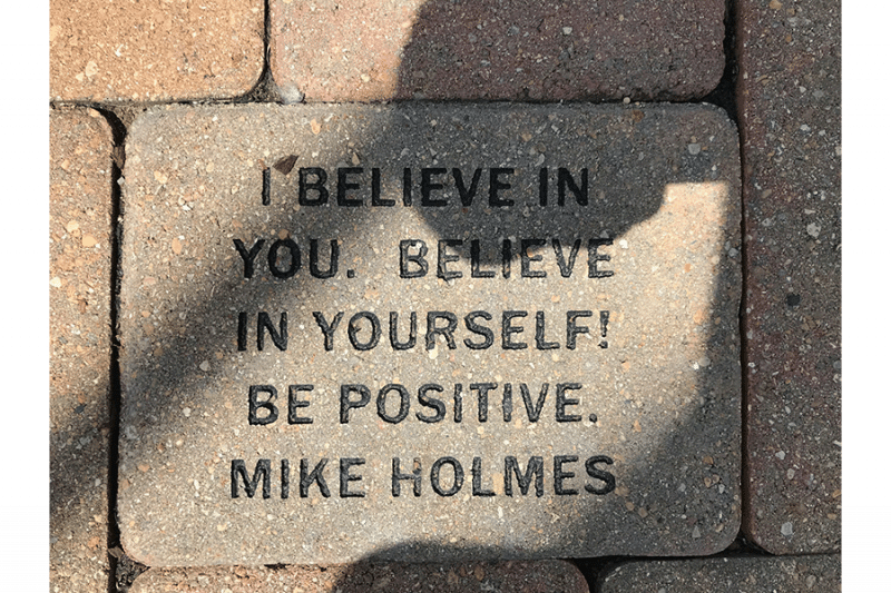 The Entrepreneur's Guide to Maintaining a Positive Mindset
